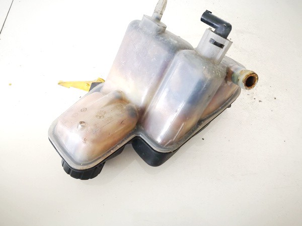 1685000249 used Expansion Tank coolant (RADIATOR EXPANSION TANK BOTTLE ...