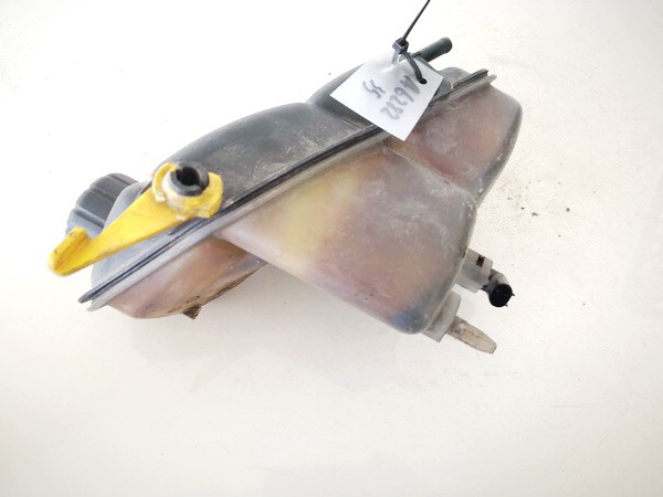 1685000249 used Expansion Tank coolant (RADIATOR EXPANSION TANK BOTTLE ...