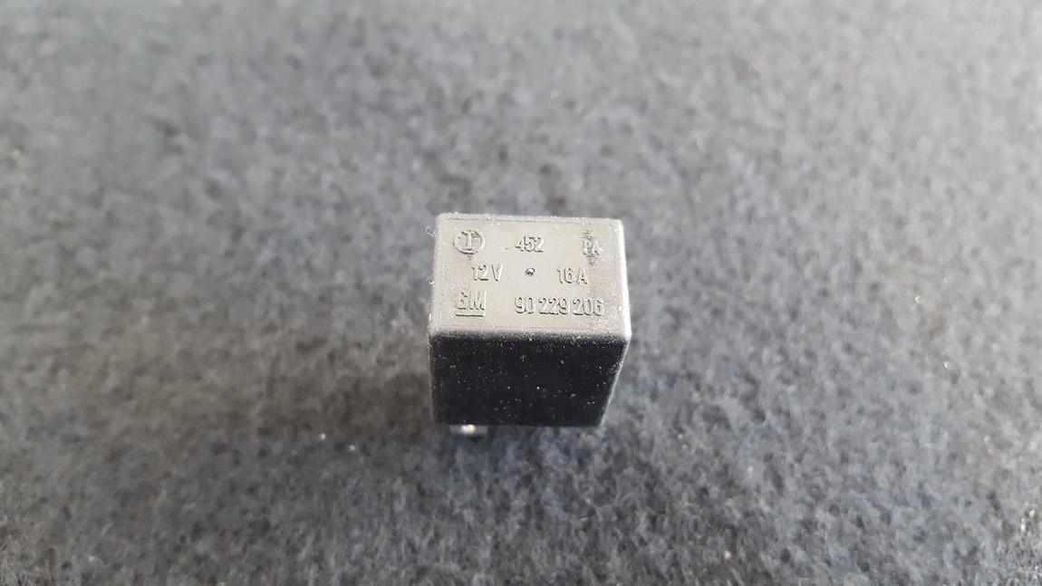 90229206 452 Relay module SAAB 9-5 2000 2.0L - EIS00236618 | Used Auto ...