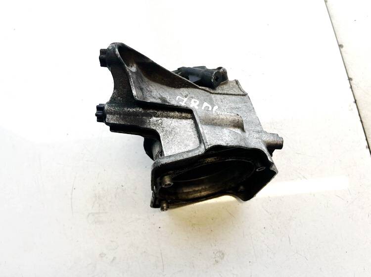 1026356s01 Used Engine Mount Bracket and Gearbox Mount Bracket Ford ...