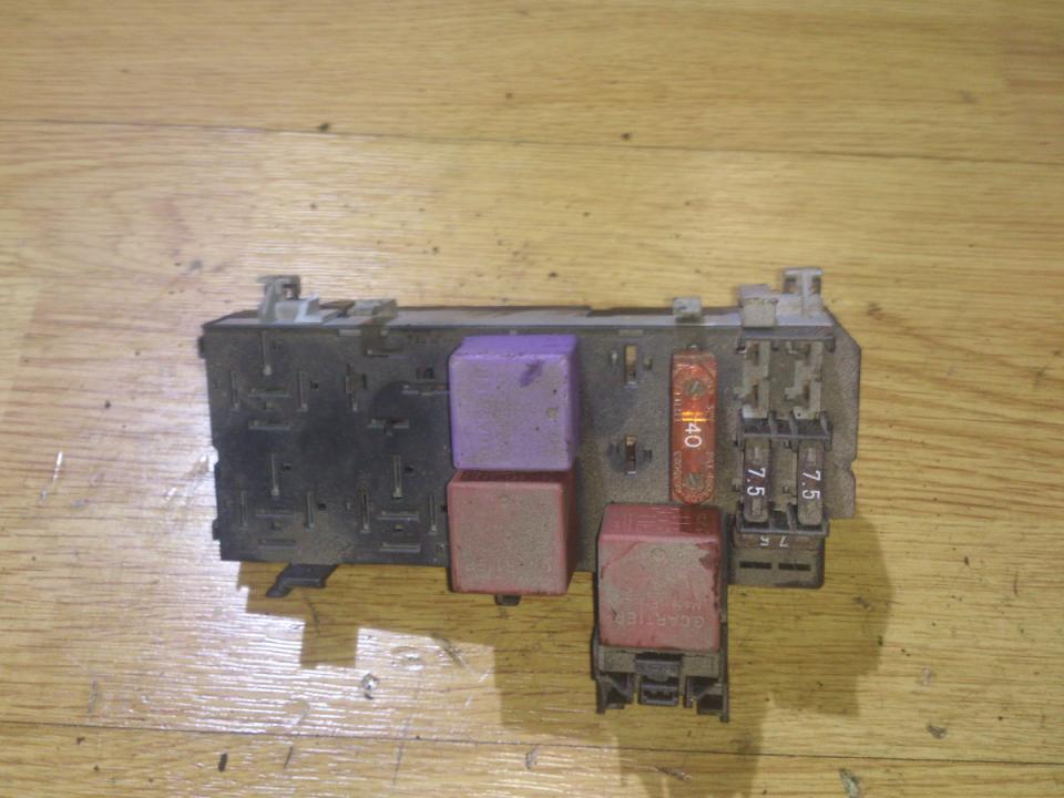 7703297193 Fuse box Renault Megane 1996 1.6L - EIS00046629 | Used Auto ...