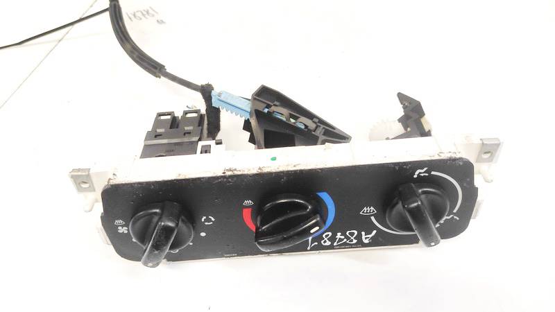 YCIH19C571BA YCIH-19C571-BA Climate Control Panel (heater control ...