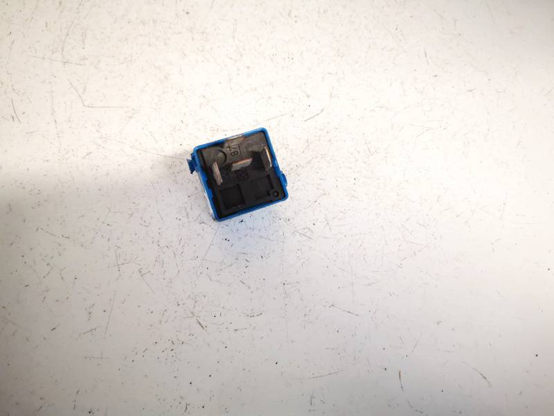 61366915327 v23134-k59-x313 Relay module BMW 3-Series 2002 3.0L ...