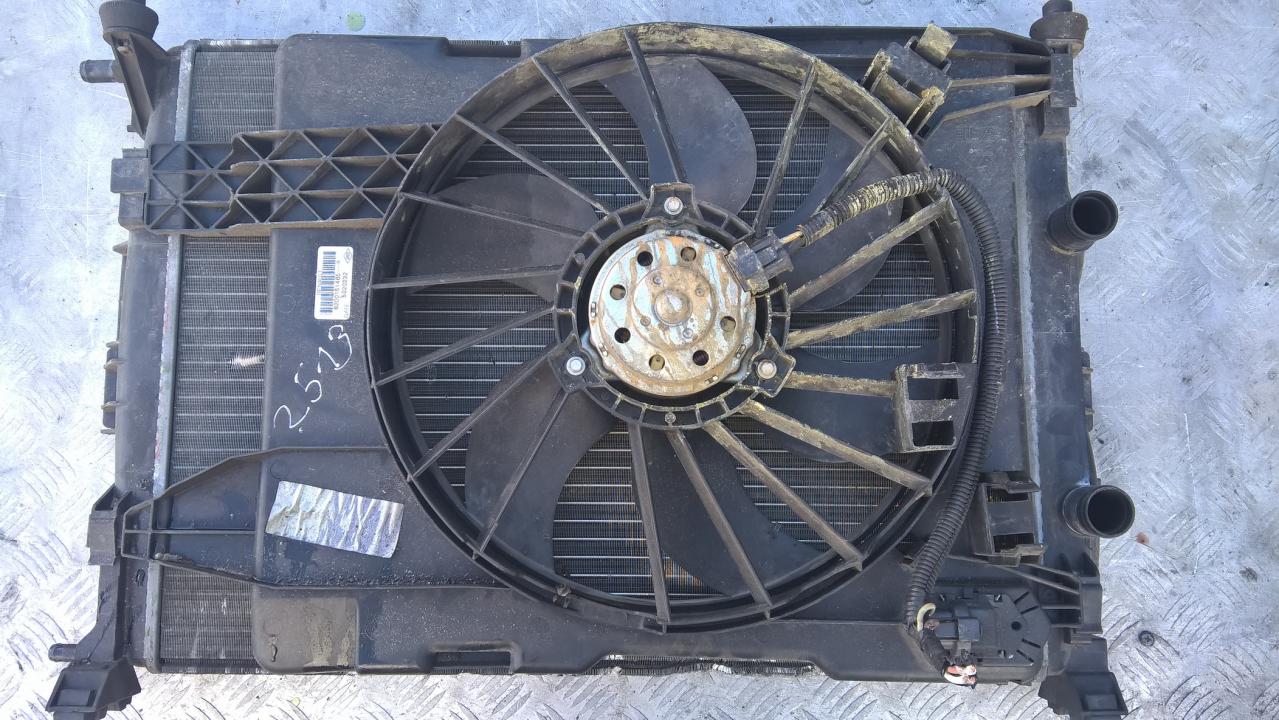 8200115542B Renault Scenic 2005 Radiator-Water Cooler | EuroImpex