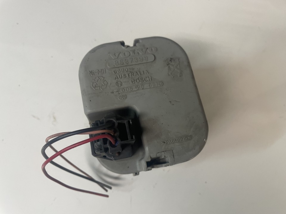 8637399 F005V00210 Alarm Siren Module (Alarm System-Horn ) Volvo S60 ...