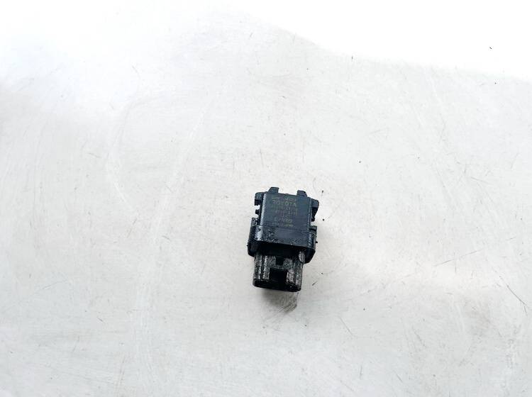 2861067010 156700-0671 Relay module Toyota Corolla Verso 2006 ...