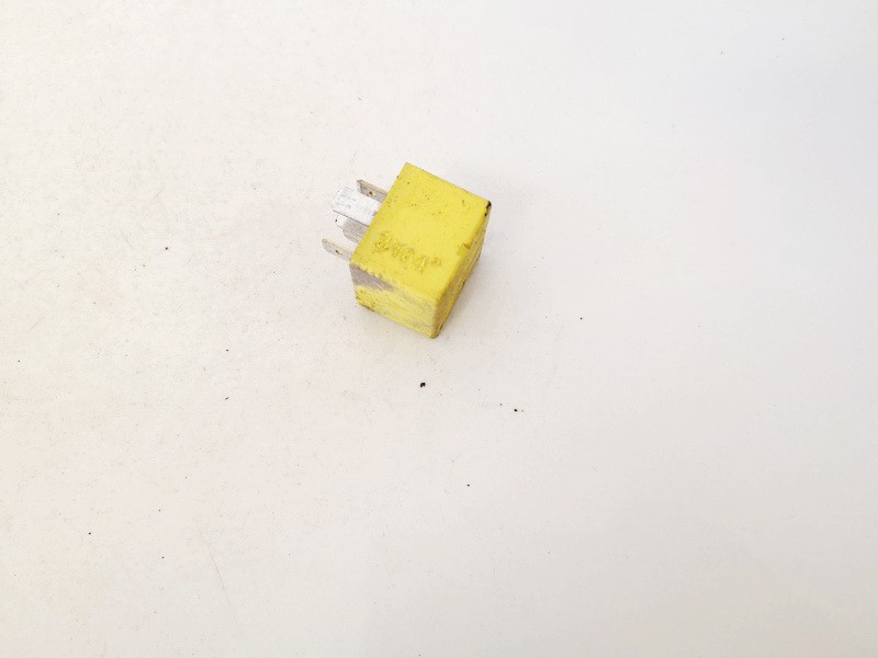 7700844253 used Relay module Renault Master 2005 2.5L - EIS01096868 ...