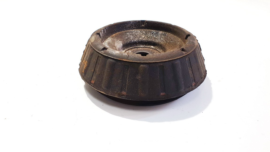 546111j050 used Guide support Front Left Hyundai i20 2011 1.2L ...