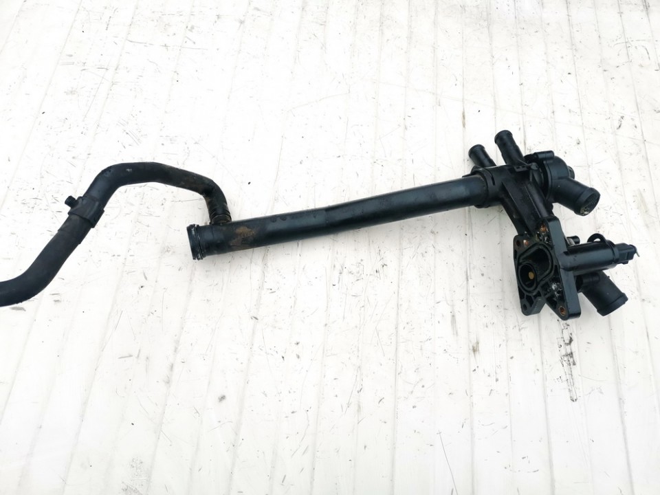 03c121065b 03c121118c Thermostat Housing (Flange) Volkswagen Golf 2004 ...