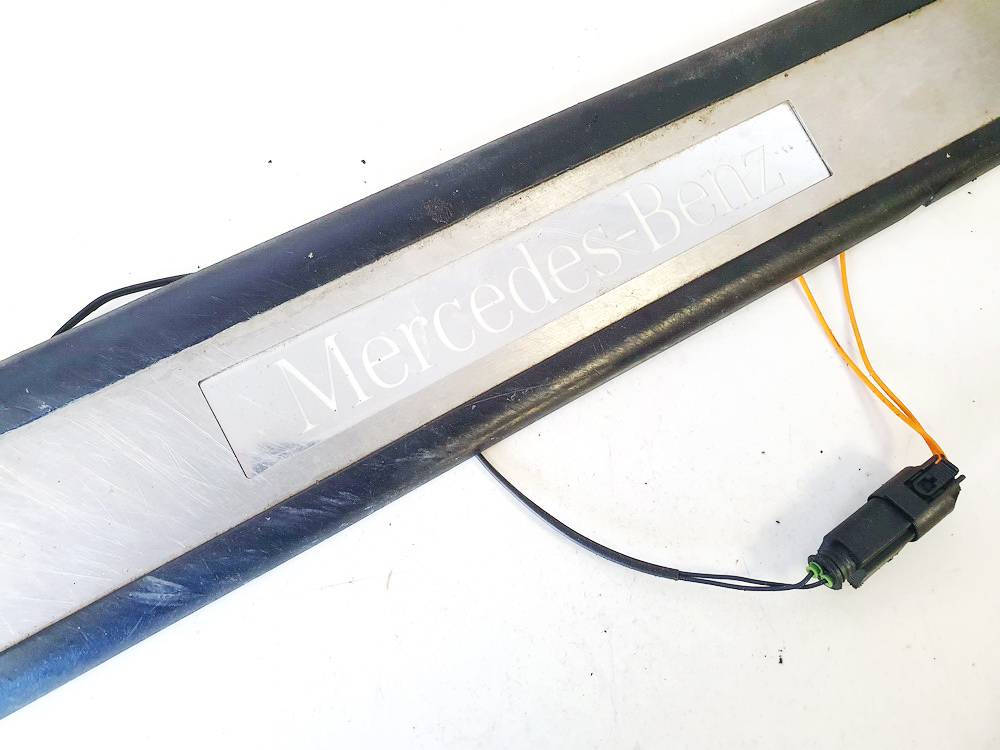 a1646803335 0705081535 Interior door step trim left front Mercedes-Benz ...