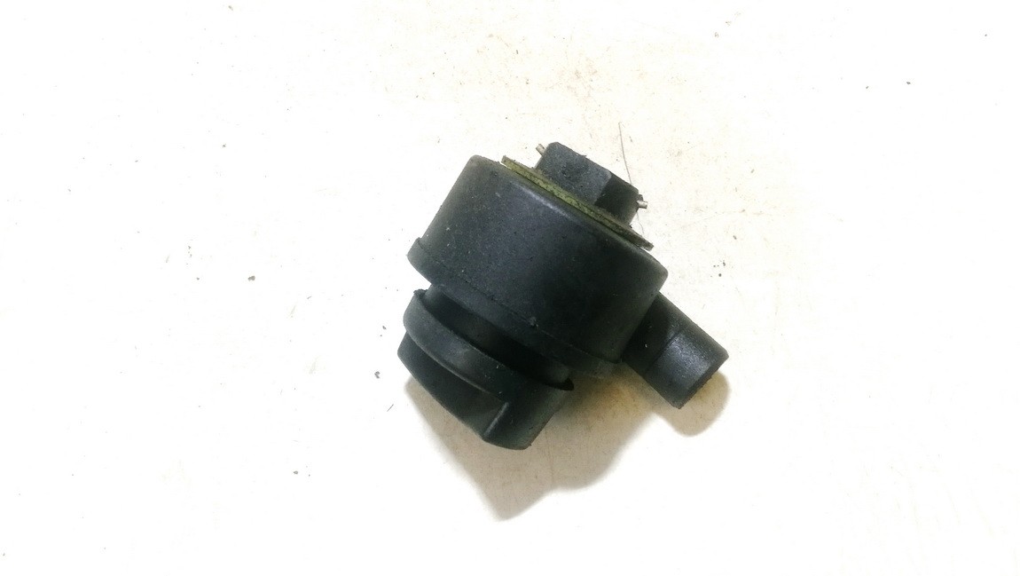 06a103465 used Vacuum pump - Breather (PCV Engine Breather Valve) Audi ...