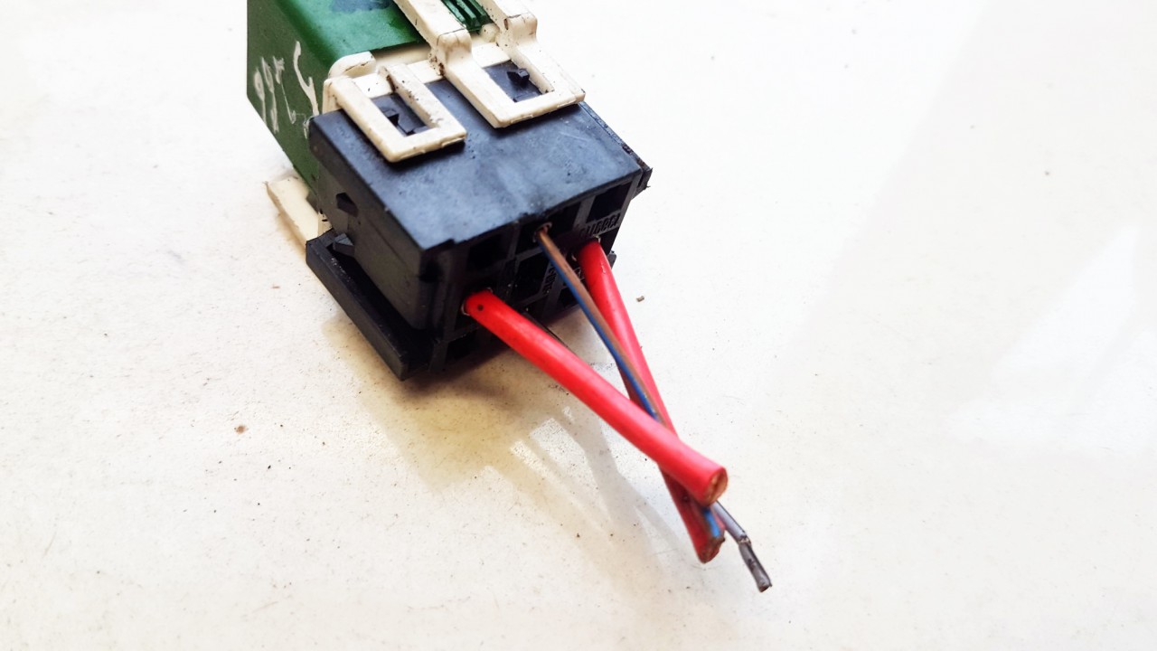 A0025422319 USED Relay module Mercedes-Benz E-CLASS 2005 2.7L ...