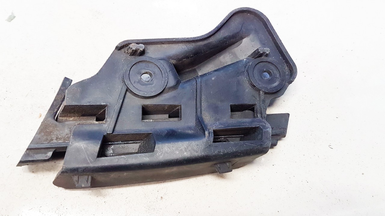 5M0807936 USED Front Bumper mounts (BUMPER BRACKET) right Volkswagen ...