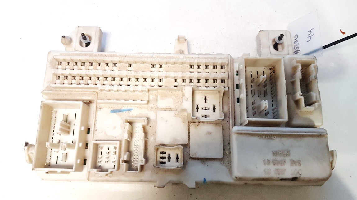 30728906 saej94503 Fuse box Volvo V50 2006 1.6L - EIS00927022 | Used ...