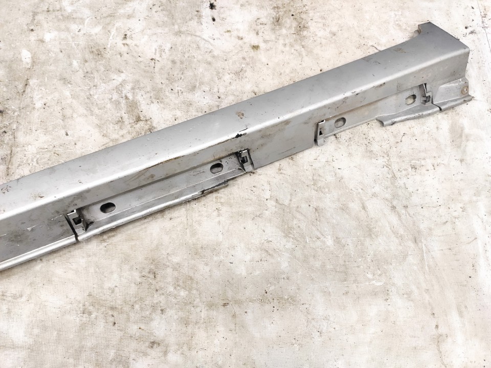 758600f010 75860-0f010 Left Sill Moulding Toyota Verso 2009 2.0L ...
