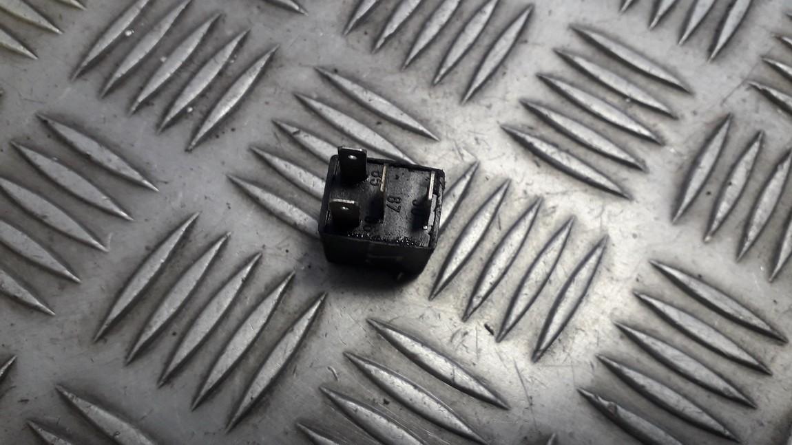 90229206 gm90229206 Relay module Opel Astra 1999 2.0L - EIS00457122 ...