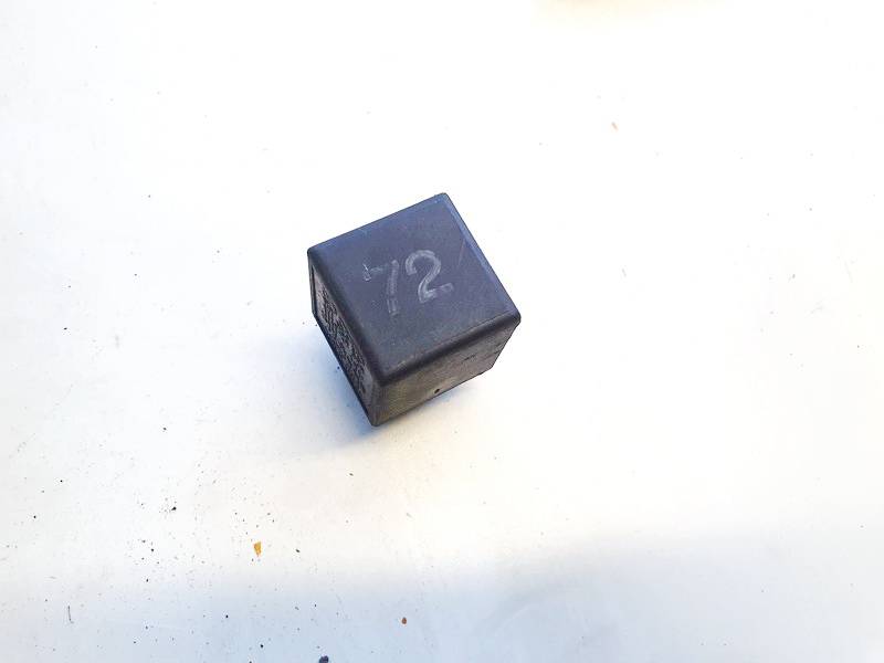 191955529 72HV002, 72 Relay module Volkswagen Golf 1991 2.0L ...