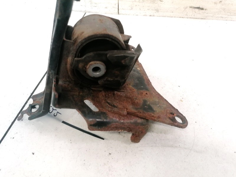 Toyota Yaris 2007 Engine Mounting and Transmission Mount (Engine ...