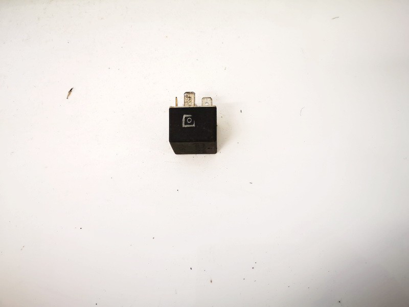 12V25A03501 12V/25A_03501 Relay module Renault Clio 1992 - EIS01457177 ...