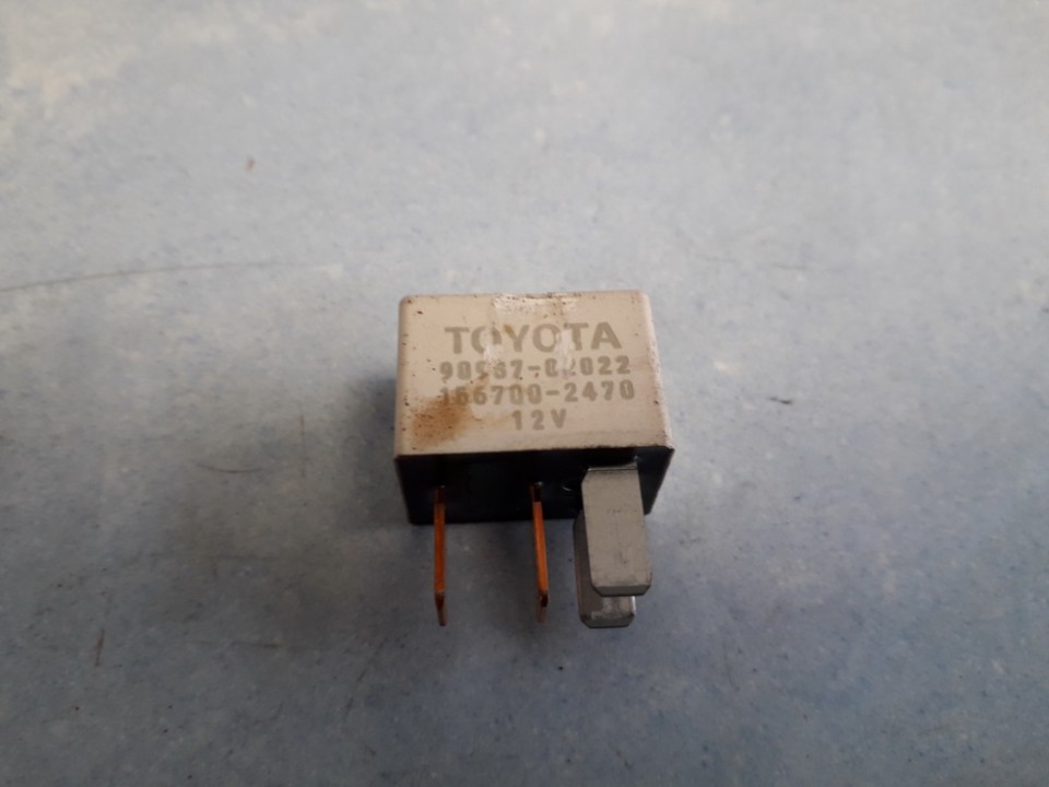 9098702022 90987-02022, 156700-2470, 1567002470 Relay module Toyota ...