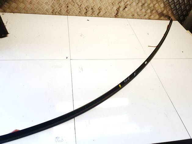 149573000C Tesla Model Y 2023 Glass Trim Molding-weatherstripping ...