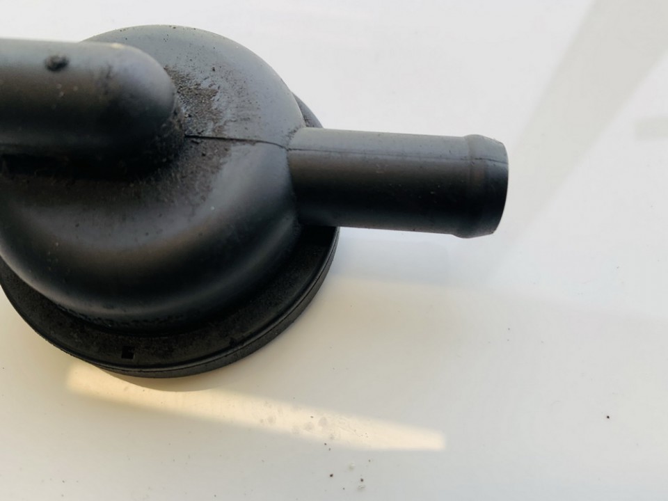 8200045745 3911171919 Vacuum pump - Breather (PCV Engine Breather Valve ...