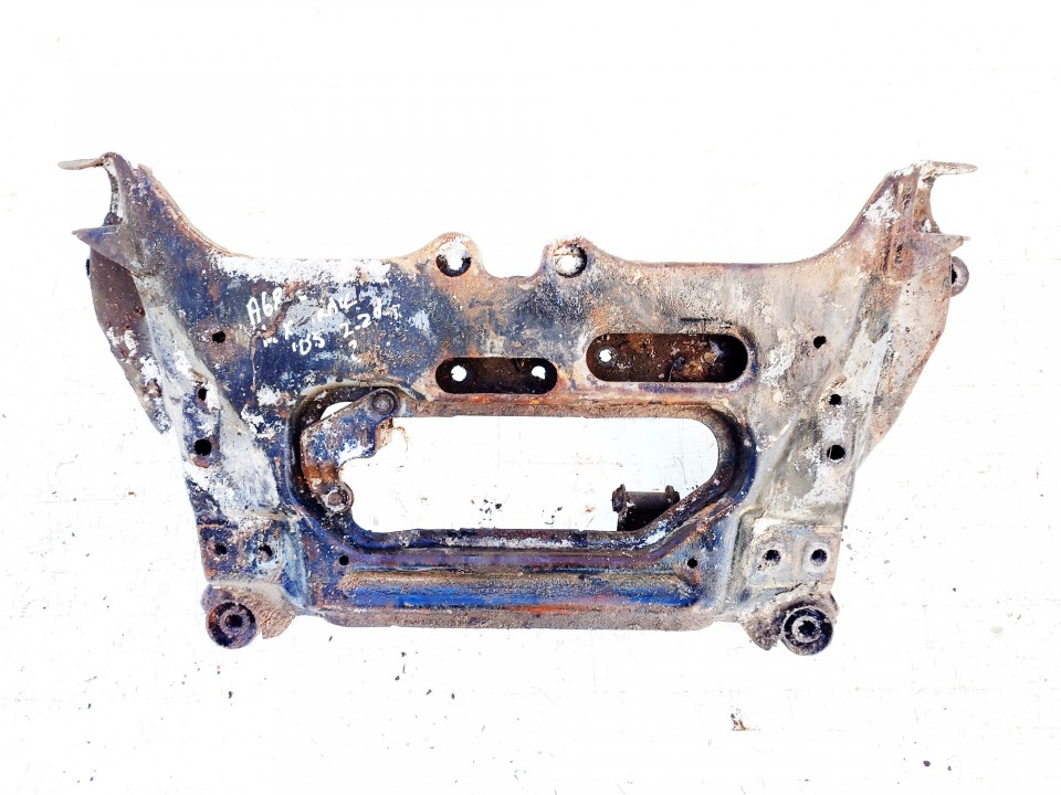 used used Front subframe Nissan X-Trail 2005 2.2L - EIS01287329 | Used ...