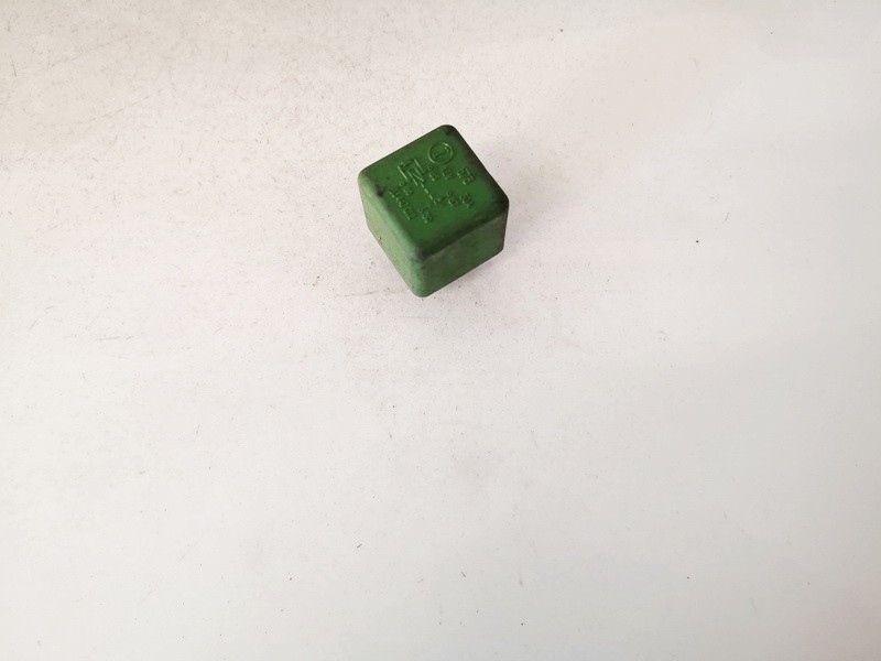 3447012 573 Relay module Opel Astra 1995 1.4L - EIS01547333 | Used Auto ...