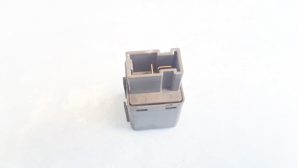 24330c9900 used Relay module Nissan Primera 2002 2.2L - EIS00907365 ...