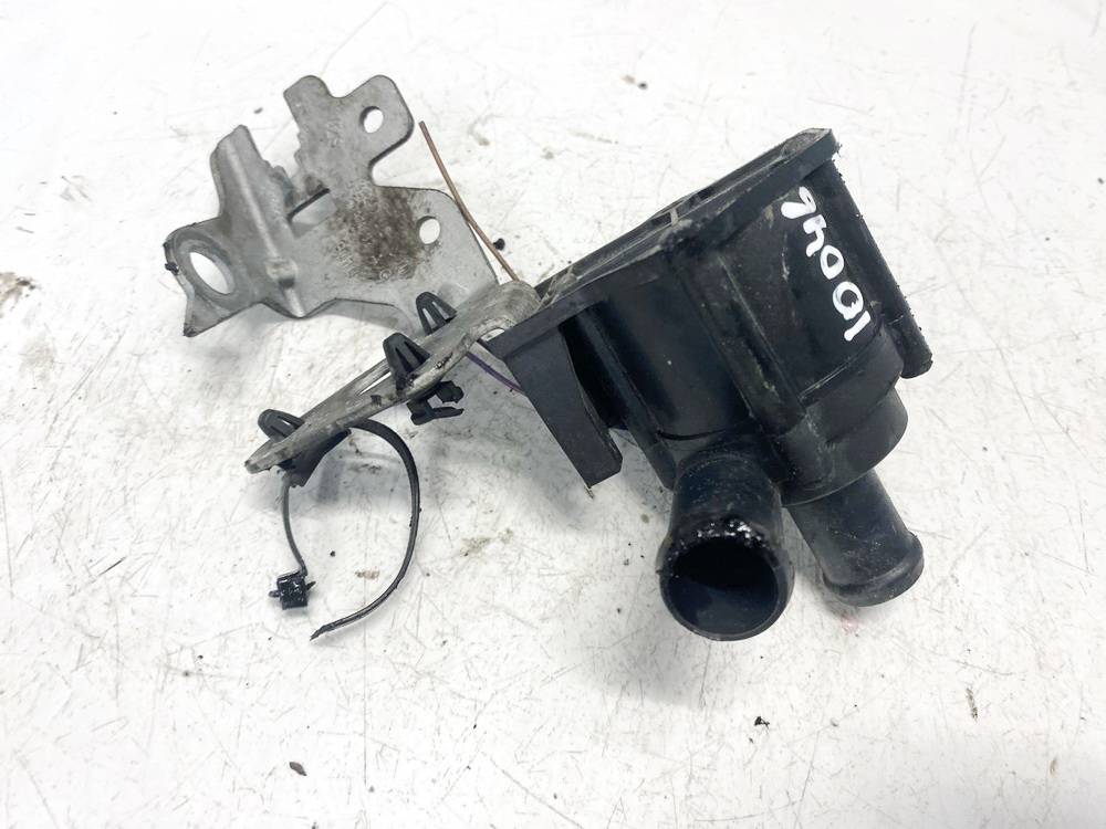 8K0819147 8K0971502 Auxiliary Coolant Water Pump (Heater Core Control ...
