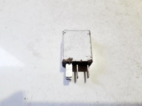 1k0951253 1k0 951 253 Relay module Volkswagen Passat 2008 - EIS00657495 ...