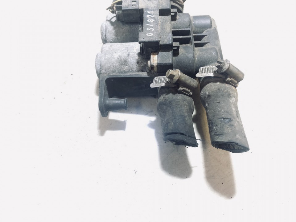 1147412137 8374995 Heater Control Valve (Auxillary Heating) BMW 5 ...