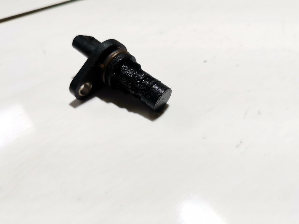 0281006100 55571978 Crankshaft Position Sensor Opel Insignia 2011 2.0L ...