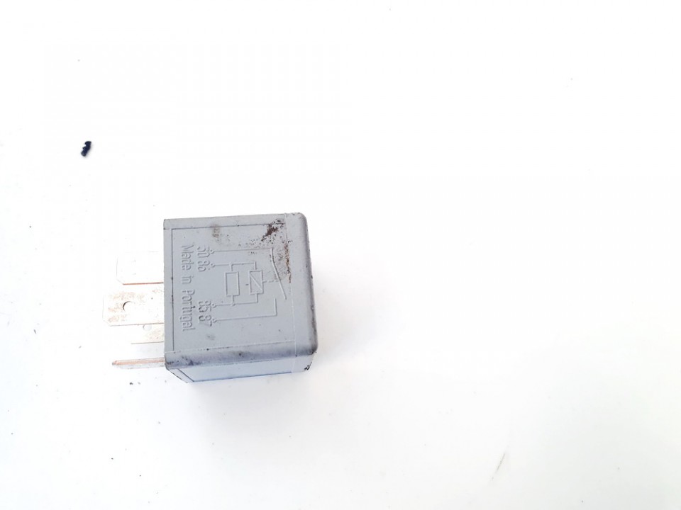 8d0951253a v23134-b52-x301 Relay module Skoda Superb 2006 2.0L ...