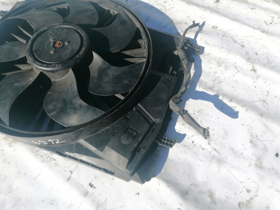 3136613344 used Diffuser, Radiator Fan Mercedes-Benz C-CLASS 2014 2.2L ...