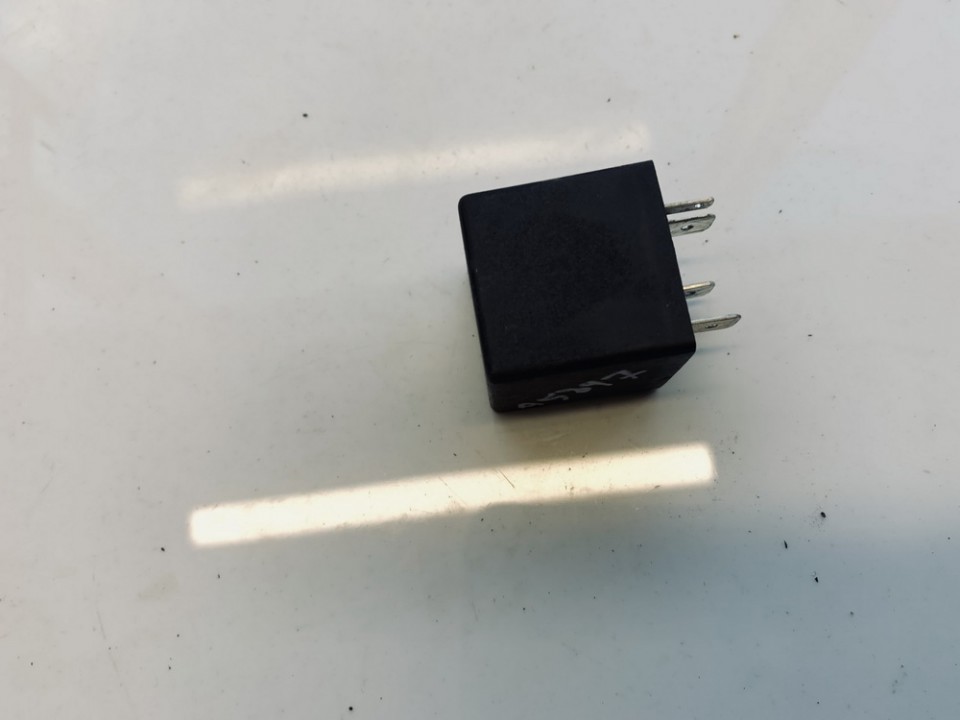 357906381a used Relay module Volkswagen Golf 1999 1.9L - EIS01277560 ...