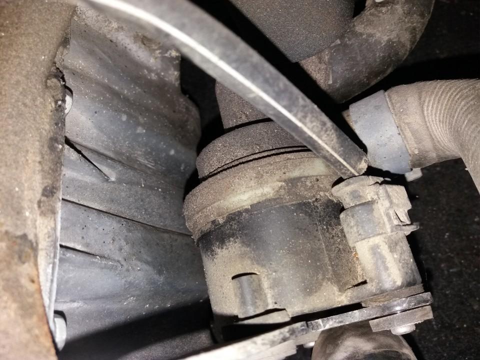 5N0965561A Auxiliary Coolant Water Pump (Heater Core Control Valve ...