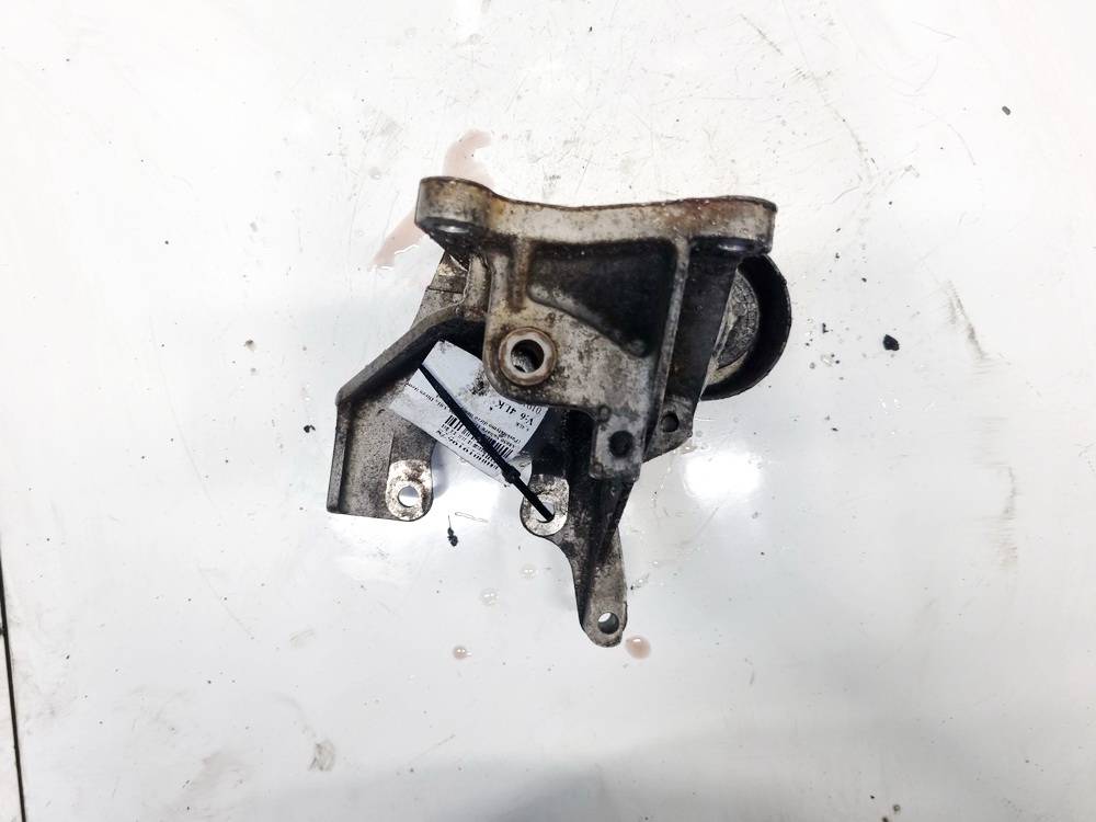 used used Engine Mount Bracket and Gearbox Mount Bracket Subaru Tribeca ...