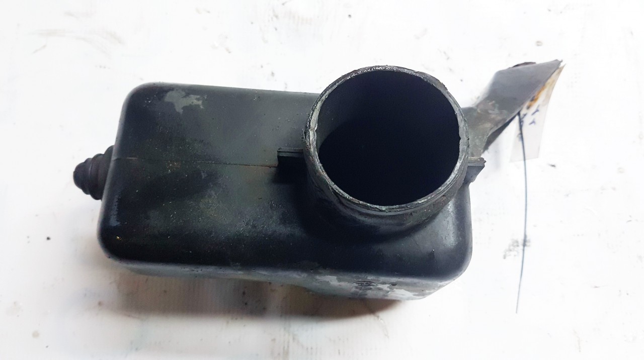 FS1E USED Intake Resonator (Air Box Exhaust Chamber) Mazda MPV 1999 2 ...