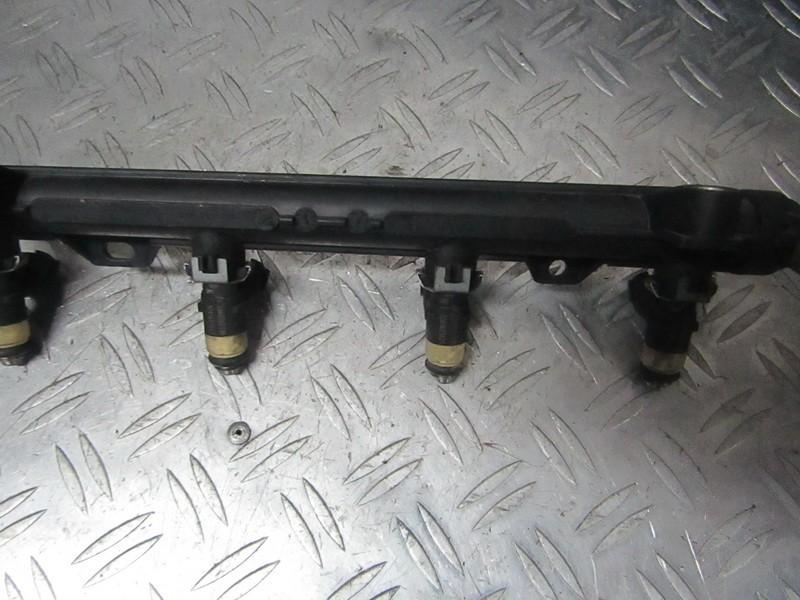 036133320 036133319AE, 036906031M Fuel injector rail (injectors)(Fuel ...