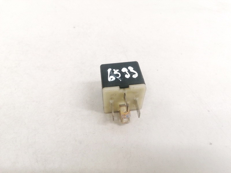 056006707 68832C Relay module Chrysler Voyager 2001 2.5L - EIS01287641 ...