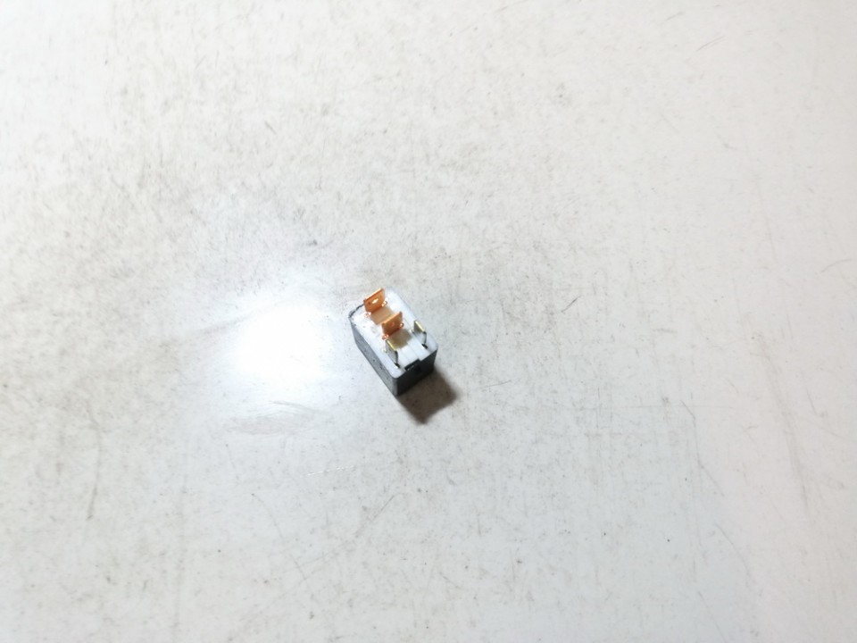 9098702012 1567000870 Relay module Toyota Previa 2001 2.0L ...