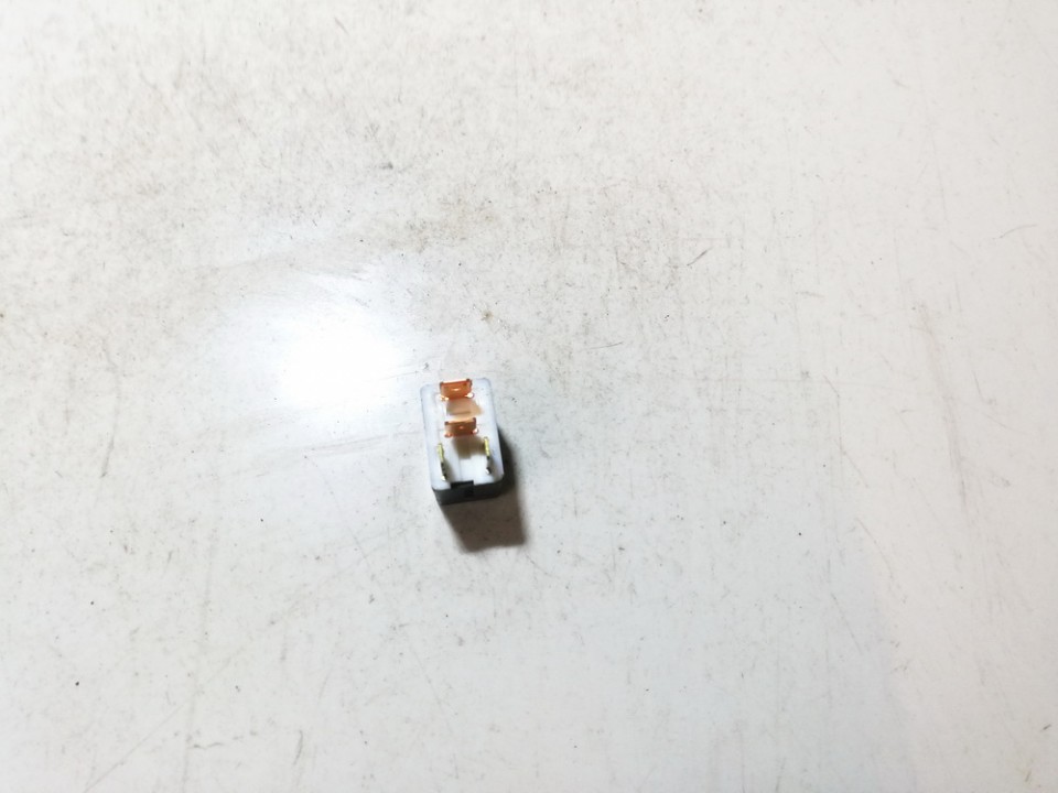 9098702012 1567000870 Relay module Toyota Previa 2001 2.0L ...