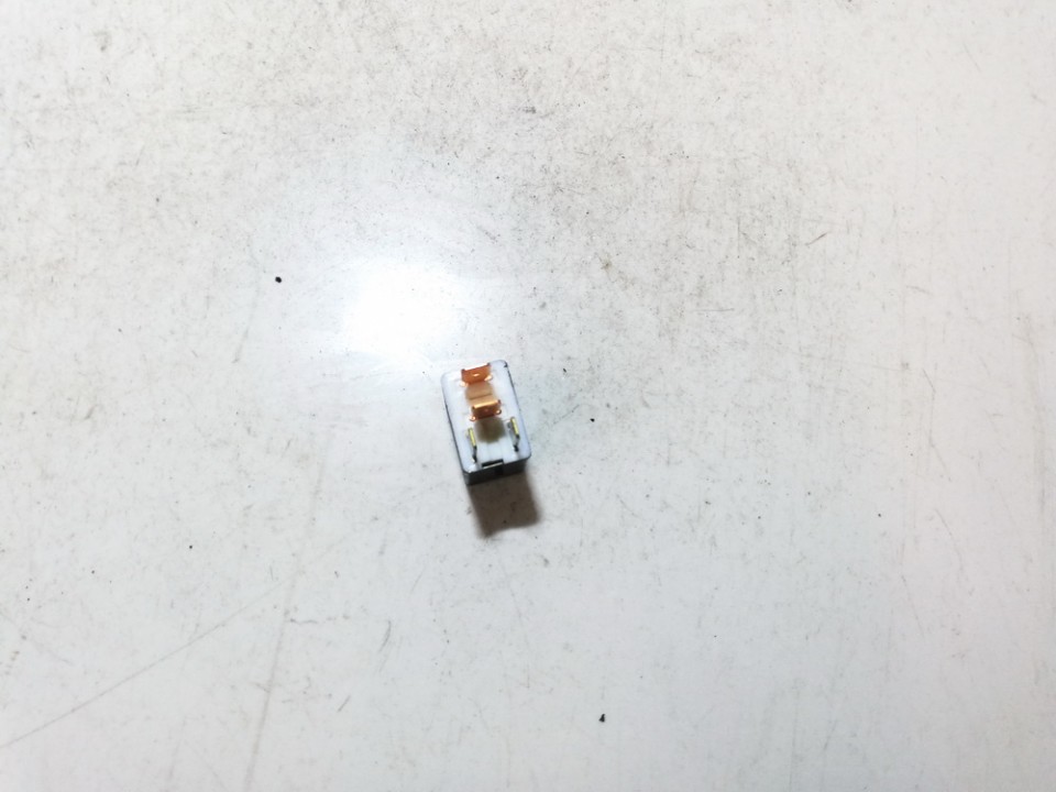 9098702012 1567000870 Relay module Toyota Previa 2001 2.0L ...
