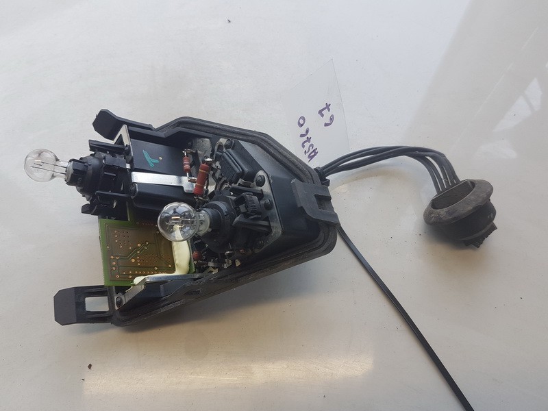 2587 USED Tailight Bulb Holder (Lamp Carrier) Peugeot 607 2007 2.7L ...