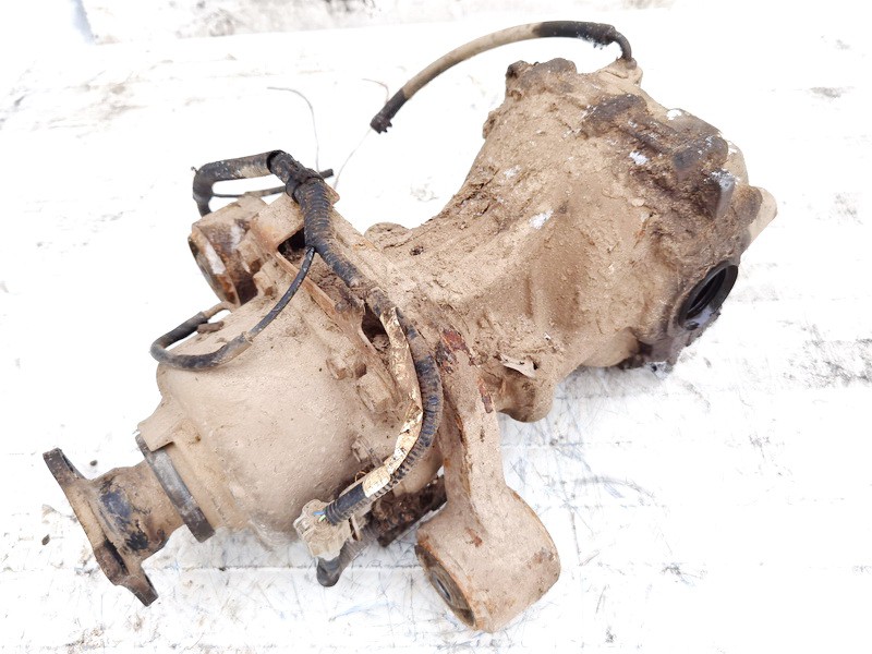 R145 USED Rear differential assembly Nissan X-Trail 2005 2.2L ...