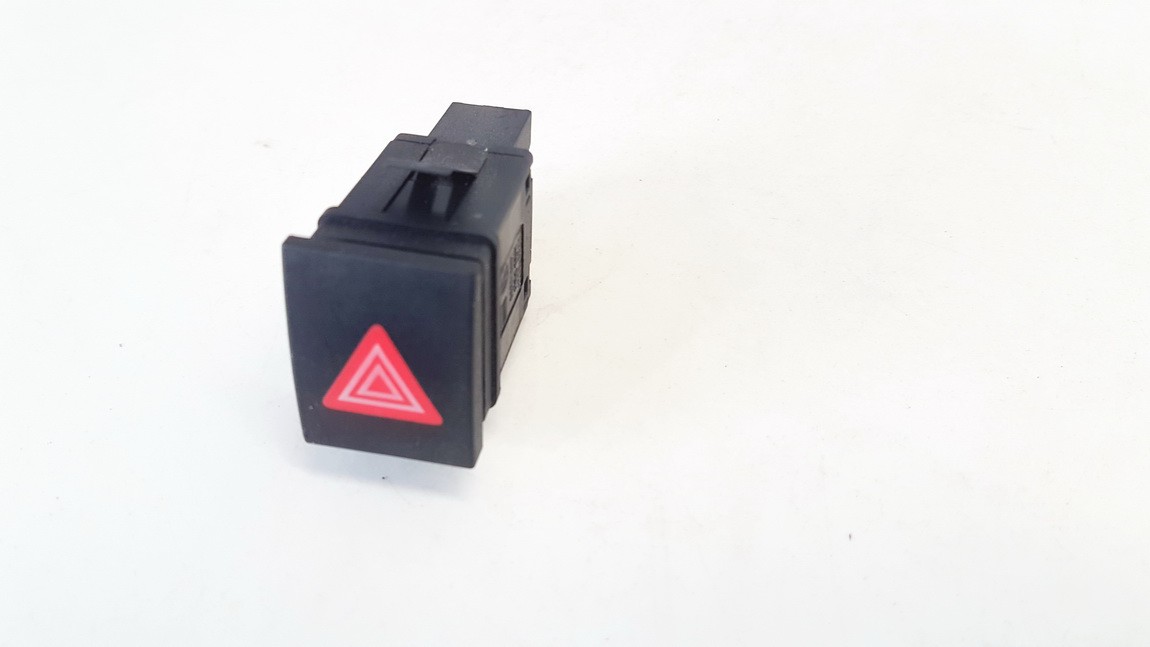 6q0953235a 289.04 Hazard switch Volkswagen Polo 2004 1.9L - EIS00957771 ...