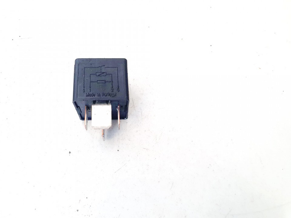 7m0951253a v23136-j6-x45 Relay module Seat Leon 2006 2.0L - EIS01667784 ...
