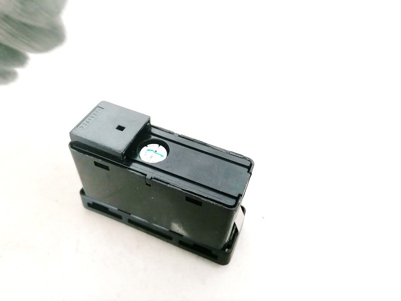 61318368920 Hazard switch BMW 3-Series 1999 1.9L - EIS01467785 | Used ...