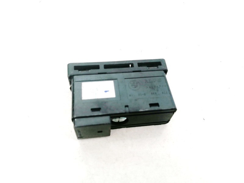 61318368920 Hazard switch BMW 3-Series 1999 1.9L - EIS01467785 | Used ...